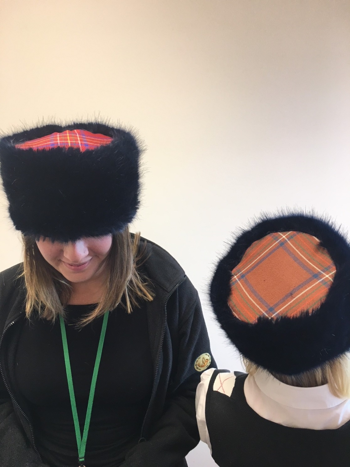 Tattimole – Faux Fur Burnett Tartan Pillbox Hats – Burnett